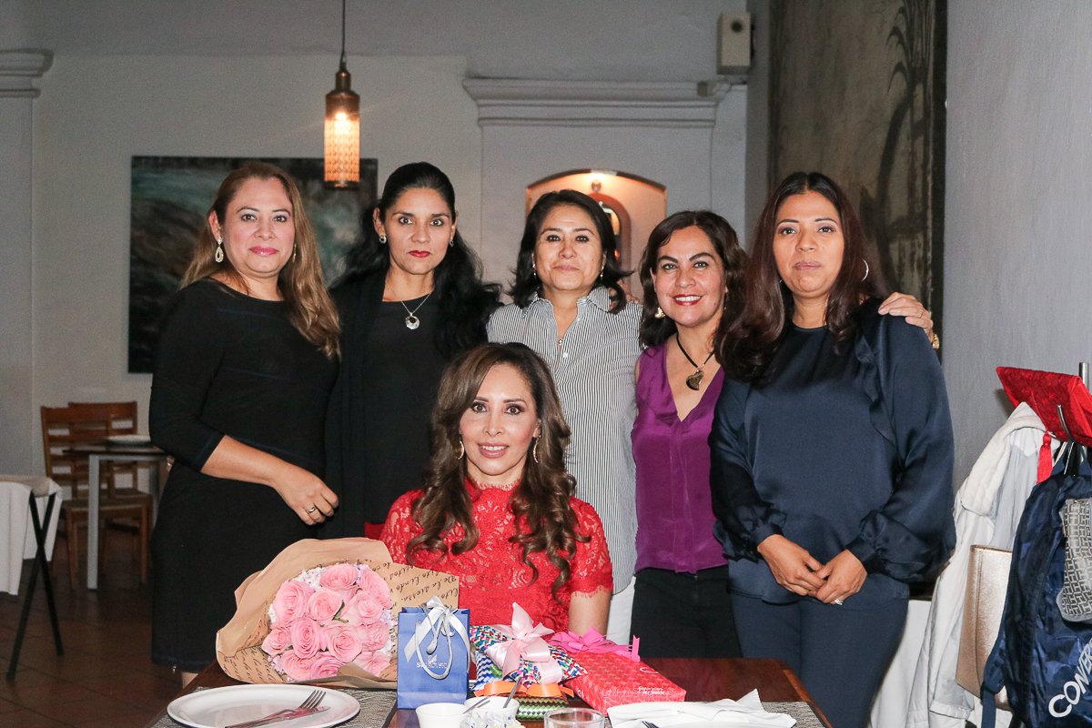Cumpleaños de Laura Nidia Licea Vásquez - Revista Socialmente